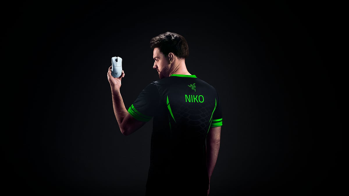 Niko in the CS2 settings, Deathadder V4 Pro, and the next step Falcons ...